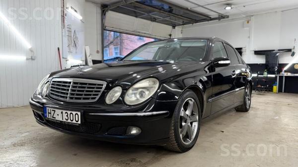 Melns Mercedes-Benz E 220 2006 Rīga, ar dzinēja tilpumu 2.20 L un nobraukumu 368 tūkst. km par 3200 €, foto 3 vietnē AUTOMOTO.COM.LV