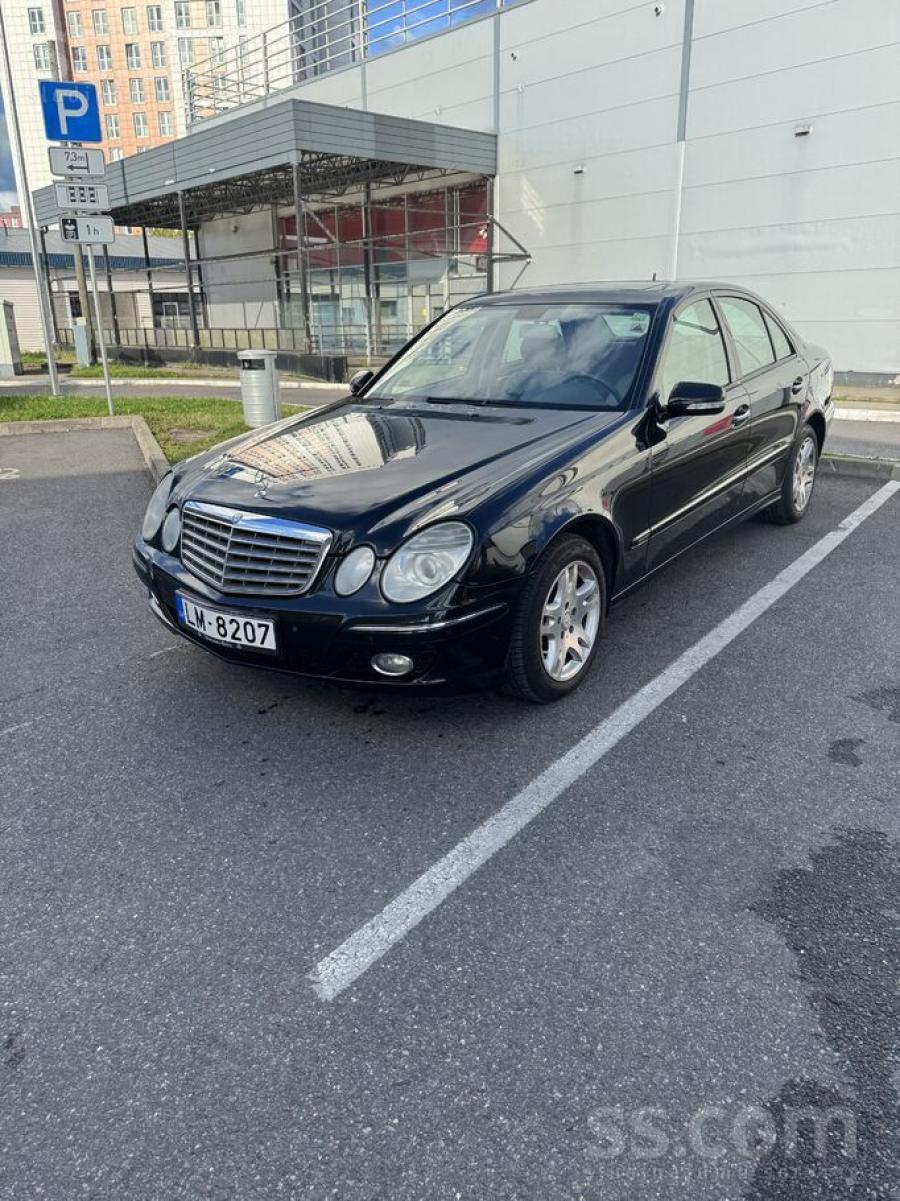 Black Mercedes-Benz E 220 2007 in Riga, with an engine capacity of 2.20 L and mileage of 378 thousand km for 3999 €, photo 2 on AUTOMOTO.COM.LV