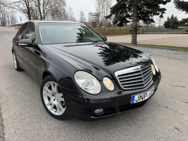 Melns Mercedes-Benz E 220 2007 Kauņa, ar dzinēja tilpumu 2.20 L un nobraukumu 360 tūkst. km par 3350 €, foto 1 vietnē AUTOMOTO.COM.LV
