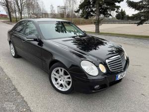 Melns Mercedes-Benz E 220 2007 Kauņa, ar dzinēja tilpumu 2.20 L un nobraukumu 360 tūkst. km par 3350 €, foto 12 vietnē AUTOMOTO.COM.LV