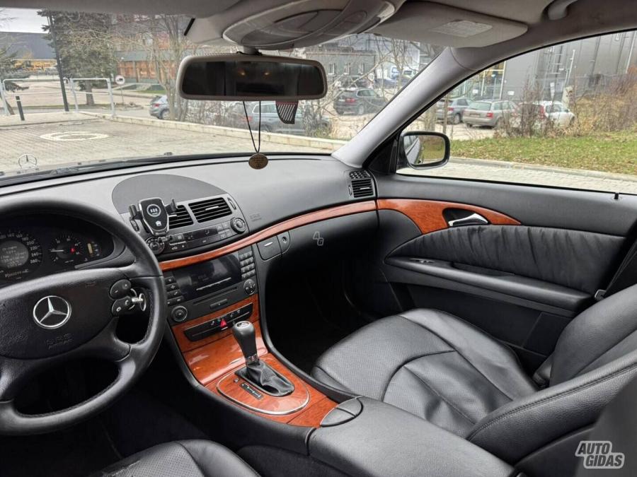 Melns Mercedes-Benz E 220 2007 Kauņa, ar dzinēja tilpumu 2.20 L un nobraukumu 360 tūkst. km par 3350 €, foto 14 vietnē AUTOMOTO.COM.LV