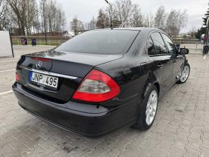 Black Mercedes-Benz E 220 2007 in Kaunas, with an engine capacity of 2.20 L and mileage of 360 thousand km for 3350 €, photo 7 on AUTOMOTO.COM.LV