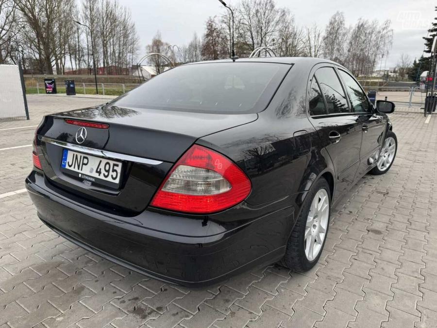Black Mercedes-Benz E 220 2007 in Kaunas, with an engine capacity of 2.20 L and mileage of 360 thousand km for 3350 €, photo 7 on AUTOMOTO.COM.LV
