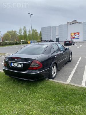 Черный Мерседес E 220 2007 в Елгава, объемом двигателя 2.20 л и пробегом 480 тыс. км за 2850 €, фото 5 на AUTOMOTO.COM.LV