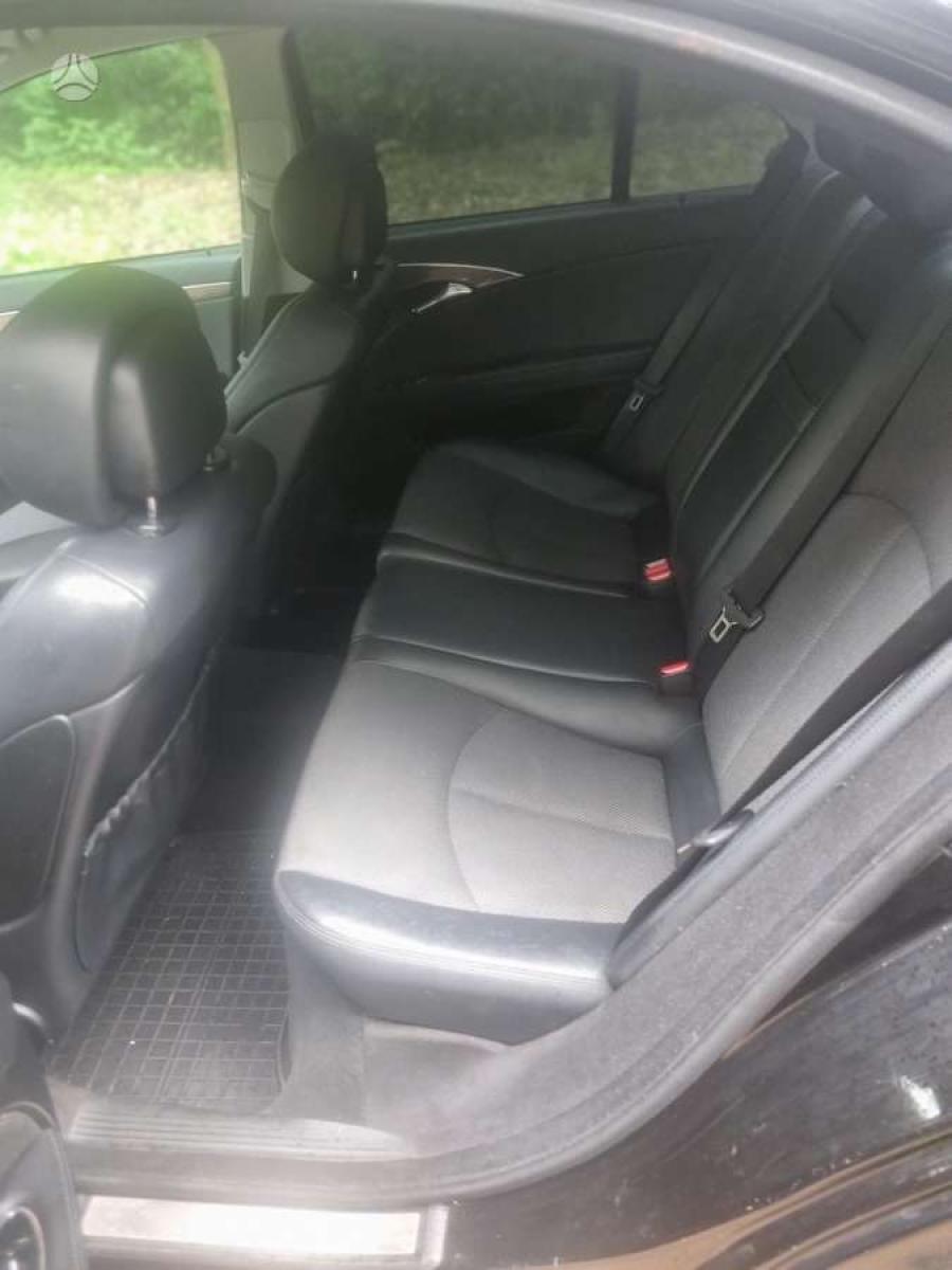 Melns Mercedes-Benz E 220 2007 Gargždai, ar dzinēja tilpumu 2.20 L un nobraukumu 426 tūkst. km par 3500 €, foto 13 vietnē AUTOMOTO.COM.LV