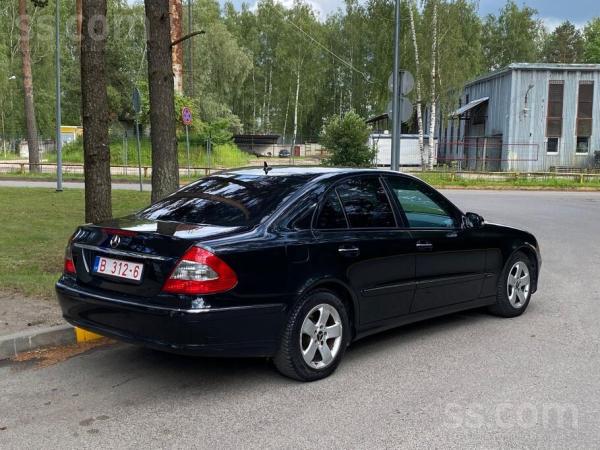 Melns Mercedes-Benz E 220 2008 Rīga, ar dzinēja tilpumu 2.20 L un nobraukumu 0 tūkst. km par 3999 €, foto 5 vietnē AUTOMOTO.COM.LV