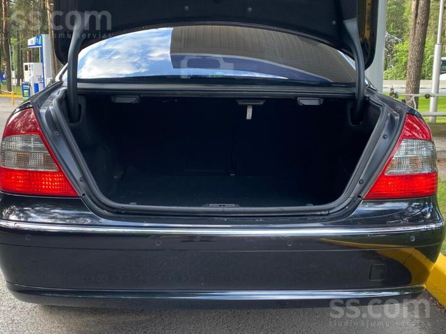 Melns Mercedes-Benz E 220 2008 Rīga, ar dzinēja tilpumu 2.20 L un nobraukumu 0 tūkst. km par 3999 €, foto 24 vietnē AUTOMOTO.COM.LV
