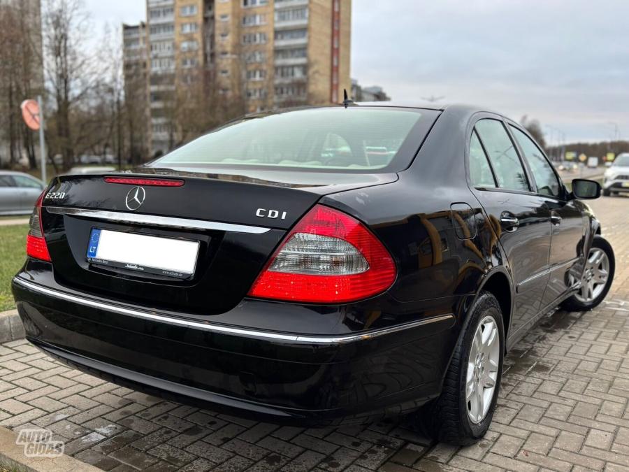 Black Mercedes-Benz E 220 2008 in Kaunas, with an engine capacity of 2.10 L and mileage of 180 thousand km for 3950 €, photo 8 on AUTOMOTO.COM.LV