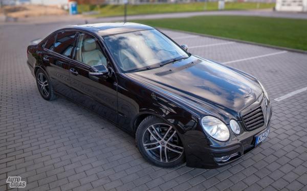 Black Mercedes-Benz E 220 2008 in Kaunas, with an engine capacity of 2.20 L and mileage of 301 thousand km for 4450 €, photo 7 on AUTOMOTO.COM.LV