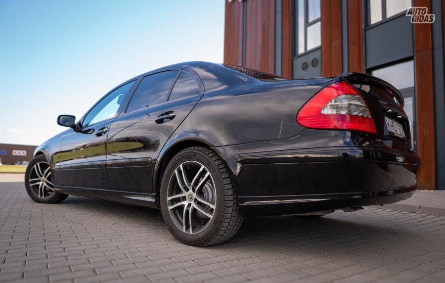 Черный Мерседес E 220 2008 в Каунас, объемом двигателя 2.20 л и пробегом 301 тыс. км за 4450 €, фото 14 на AUTOMOTO.COM.LV