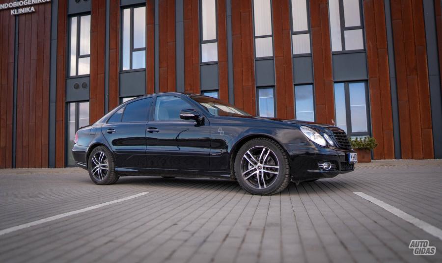 Черный Мерседес E 220 2008 в Каунас, объемом двигателя 2.20 л и пробегом 301 тыс. км за 4450 €, фото 17 на AUTOMOTO.COM.LV
