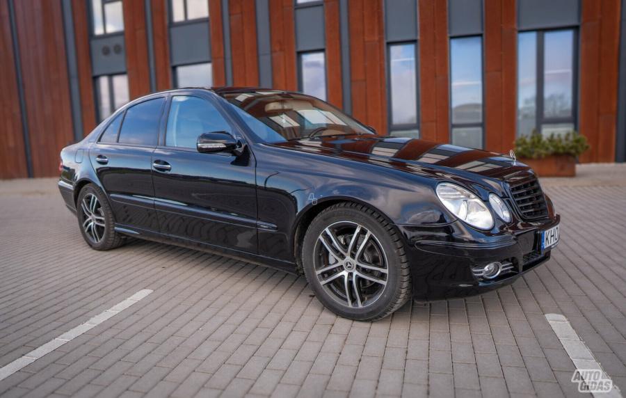 Черный Мерседес E 220 2008 в Каунас, объемом двигателя 2.20 л и пробегом 301 тыс. км за 4450 €, фото 31 на AUTOMOTO.COM.LV