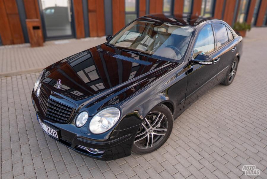 Черный Мерседес E 220 2008 в Каунас, объемом двигателя 2.20 л и пробегом 301 тыс. км за 4450 €, фото 7 на AUTOMOTO.COM.LV