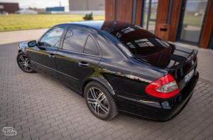 Черный Мерседес E 220 2008 в Каунас, объемом двигателя 2.20 л и пробегом 301 тыс. км за 4450 €, фото 9 на AUTOMOTO.COM.LV