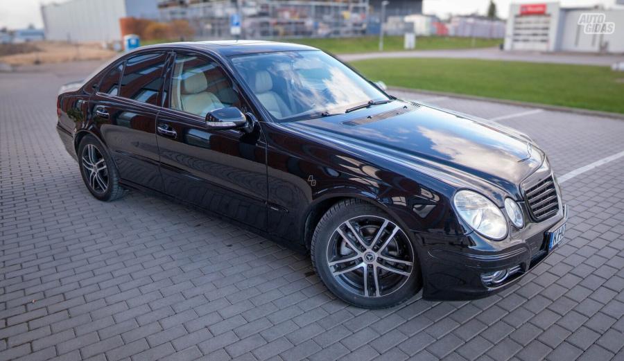 Черный Мерседес E 220 2008 в Каунас, объемом двигателя 2.20 л и пробегом 301 тыс. км за 4450 €, фото 18 на AUTOMOTO.COM.LV