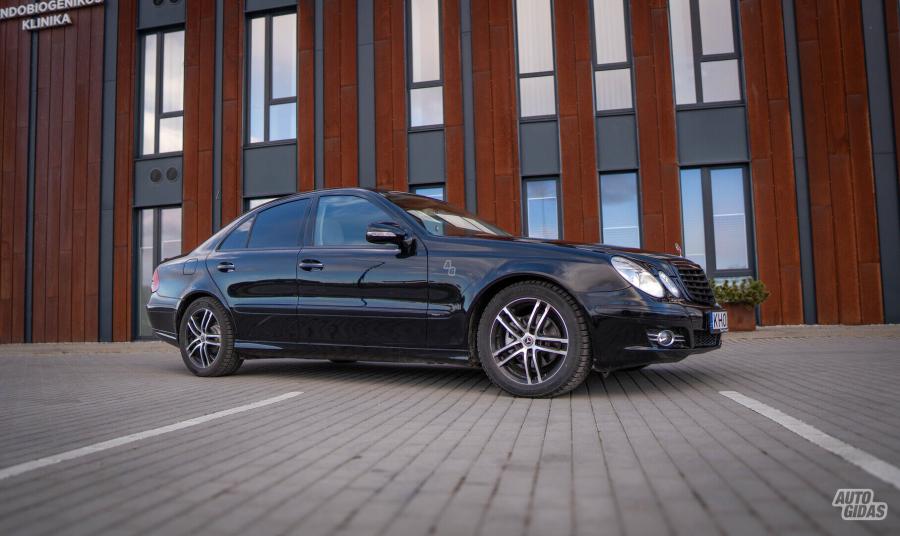 Черный Мерседес E 220 2008 в Каунас, объемом двигателя 2.20 л и пробегом 301 тыс. км за 4450 €, фото 20 на AUTOMOTO.COM.LV