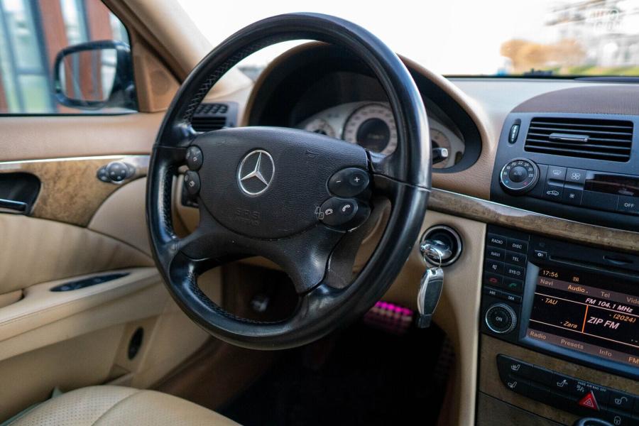 Черный Мерседес E 220 2008 в Каунас, объемом двигателя 2.20 л и пробегом 301 тыс. км за 4450 €, фото 30 на AUTOMOTO.COM.LV