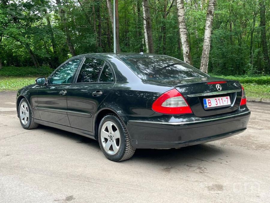 Черный Мерседес E 220 2008 в Рига, объемом двигателя 2.20 л и пробегом 0 тыс. км за 3799 €, фото 4 на AUTOMOTO.COM.LV
