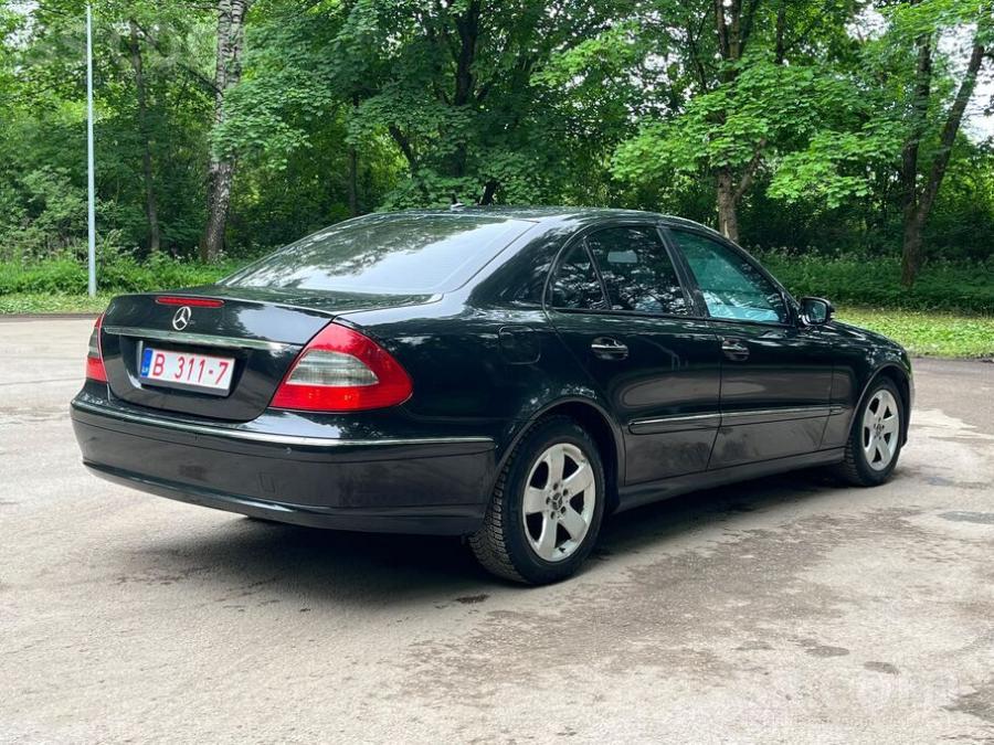 Черный Мерседес E 220 2008 в Рига, объемом двигателя 2.20 л и пробегом 0 тыс. км за 3799 €, фото 6 на AUTOMOTO.COM.LV