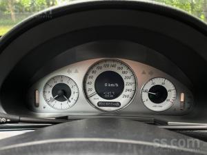 Черный Мерседес E 220 2008 в Рига, объемом двигателя 2.20 л и пробегом 0 тыс. км за 3799 €, фото 14 на AUTOMOTO.COM.LV