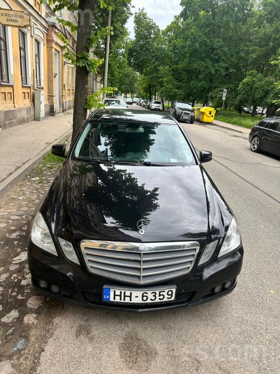 Melns Mercedes-Benz E 220 2009 Daugavpils, ar dzinēja tilpumu 2.20 L un nobraukumu 0 tūkst. km par 6300 €, foto 2 vietnē AUTOMOTO.COM.LV