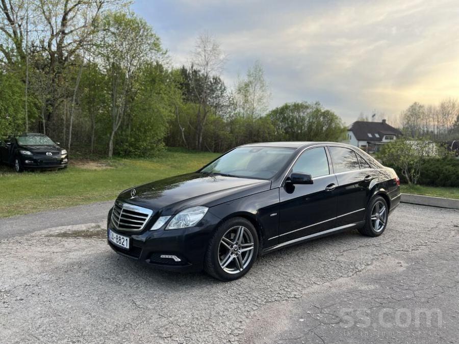 Melns Mercedes-Benz E 220 2009 Rīga, ar dzinēja tilpumu 2.20 L un nobraukumu 310 tūkst. km par 5699 €, foto 2 vietnē AUTOMOTO.COM.LV