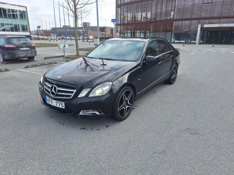Melns Mercedes-Benz E 220 2009 Klaipėda, ar dzinēja tilpumu 2.20 L un nobraukumu 390 tūkst. km par 5500 €, foto 1 vietnē AUTOMOTO.COM.LV