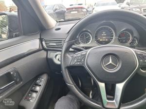 Melns Mercedes-Benz E 220 2009 Klaipėda, ar dzinēja tilpumu 2.20 L un nobraukumu 390 tūkst. km par 5500 €, foto 17 vietnē AUTOMOTO.COM.LV