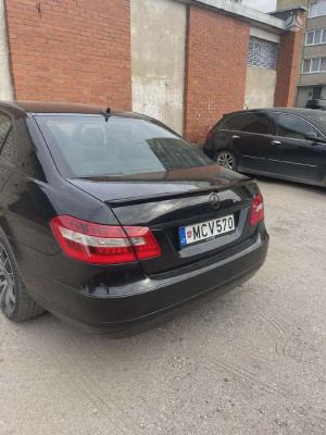 Melns Mercedes-Benz E 220 2009 Alīta, ar dzinēja tilpumu 2.20 L un nobraukumu 330 tūkst. km par 2800 €, foto 3 vietnē AUTOMOTO.COM.LV