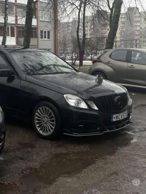Melns Mercedes-Benz E 220 2009 Alīta, ar dzinēja tilpumu 2.20 L un nobraukumu 330 tūkst. km par 2800 €, foto 6 vietnē AUTOMOTO.COM.LV