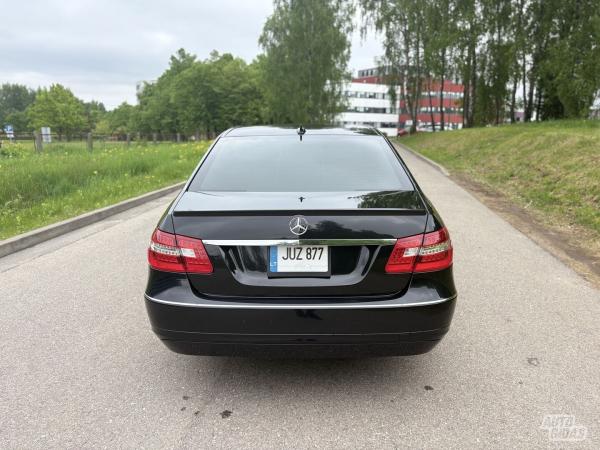 Black Mercedes-Benz E 220 2009 in Vilnius, with an engine capacity of 2.10 L and mileage of 352 thousand km for 7600 €, photo 4 on AUTOMOTO.COM.LV