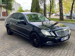 Черный Мерседес E 220 2009 в Даугавпилс, объемом двигателя 2.20 л и пробегом 0 тыс. км за 5990 €, фото 3 на AUTOMOTO.COM.LV