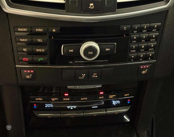 Melns Mercedes-Benz E 220 2009 Marijampole, ar dzinēja tilpumu 2.20 L un nobraukumu 273 tūkst. km par 6999 €, foto 7 vietnē AUTOMOTO.COM.LV