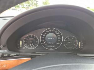 Черный Мерседес E 220 2009 в Вильнюс, объемом двигателя 2.20 л и пробегом 274 тыс. км за 6800 €, фото 15 на AUTOMOTO.COM.LV