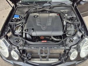 Черный Мерседес E 220 2009 в Вильнюс, объемом двигателя 2.20 л и пробегом 274 тыс. км за 6800 €, фото 19 на AUTOMOTO.COM.LV