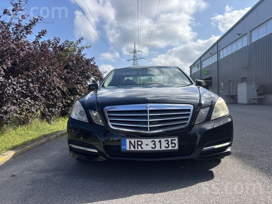 Черный Мерседес E 220 2009 в Рига, объемом двигателя 2.10 л и пробегом 322 тыс. км за 5990 €, фото 14 на AUTOMOTO.COM.LV