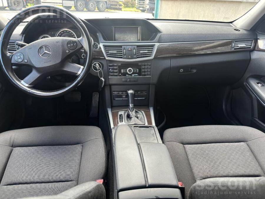 Черный Мерседес E 220 2009 в Рига, объемом двигателя 2.10 л и пробегом 322 тыс. км за 5990 €, фото 22 на AUTOMOTO.COM.LV