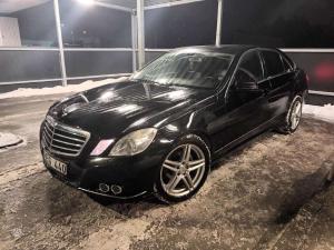 Black Mercedes-Benz E 220 2010 in Joniskis, with an engine capacity of 2.14 L and mileage of 356 thousand km for 5950 €, photo 4 on AUTOMOTO.COM.LV