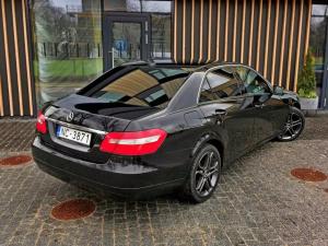 Черный Мерседес E 220 2010 в Рига, объемом двигателя 2.20 л и пробегом 248 тыс. км за 8490 €, фото 7 на AUTOMOTO.COM.LV