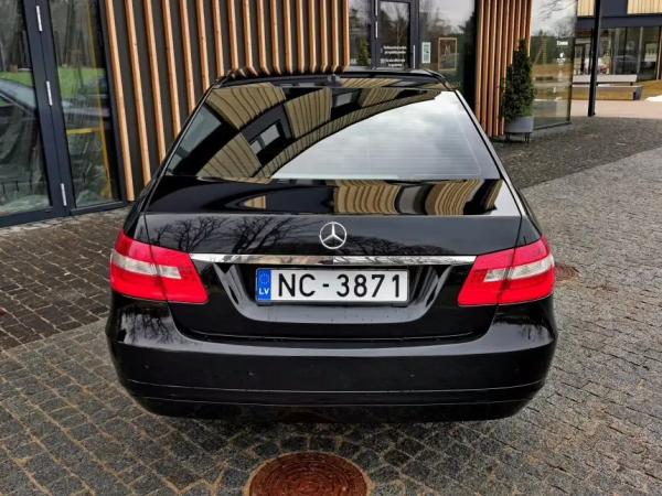 Черный Мерседес E 220 2010 в Рига, объемом двигателя 2.20 л и пробегом 248 тыс. км за 8490 €, фото 7 на AUTOMOTO.COM.LV