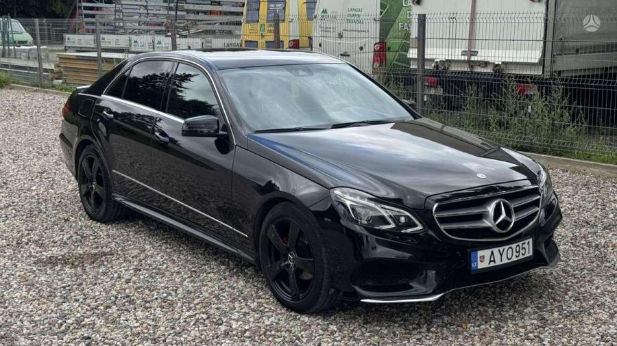 Melns Mercedes-Benz E 220 2010 Kauņa, ar dzinēja tilpumu 2.14 L un nobraukumu 388 tūkst. km par 8550 €, foto 1 vietnē AUTOMOTO.COM.LV