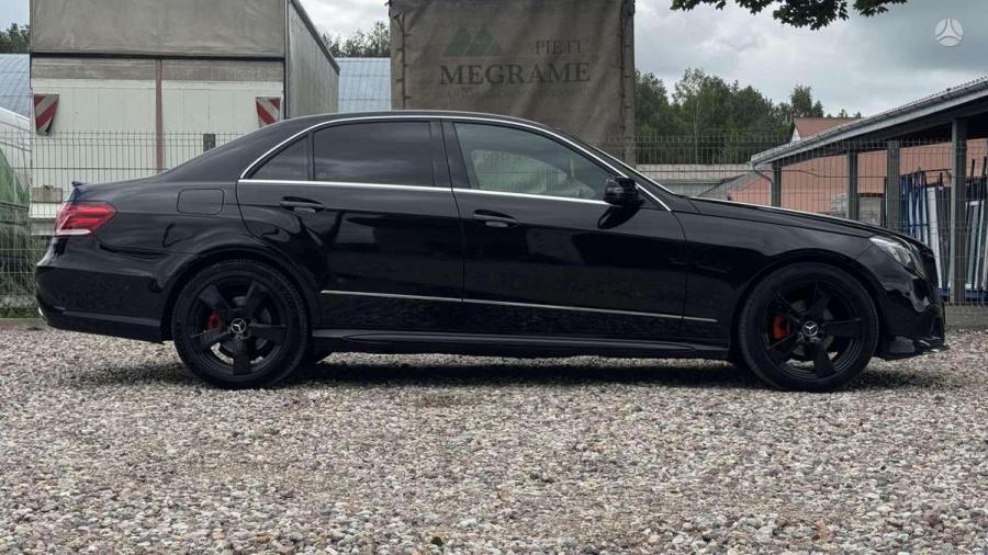 Melns Mercedes-Benz E 220 2010 Kauņa, ar dzinēja tilpumu 2.14 L un nobraukumu 388 tūkst. km par 8550 €, foto 5 vietnē AUTOMOTO.COM.LV