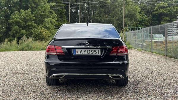 Melns Mercedes-Benz E 220 2010 Kauņa, ar dzinēja tilpumu 2.14 L un nobraukumu 388 tūkst. km par 8550 €, foto 6 vietnē AUTOMOTO.COM.LV
