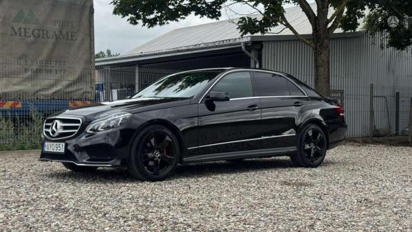 Melns Mercedes-Benz E 220 2010 Kauņa, ar dzinēja tilpumu 2.14 L un nobraukumu 388 tūkst. km par 8550 €, foto 9 vietnē AUTOMOTO.COM.LV