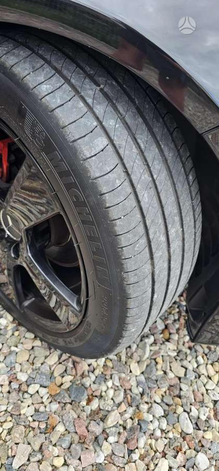 Melns Mercedes-Benz E 220 2010 Kauņa, ar dzinēja tilpumu 2.14 L un nobraukumu 388 tūkst. km par 8550 €, foto 17 vietnē AUTOMOTO.COM.LV
