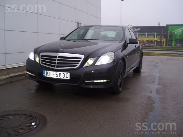 Melns Mercedes-Benz E 220 2011 Rīga, ar dzinēja tilpumu 2.20 L un nobraukumu 264 tūkst. km par 7900 €, foto 1 vietnē AUTOMOTO.COM.LV