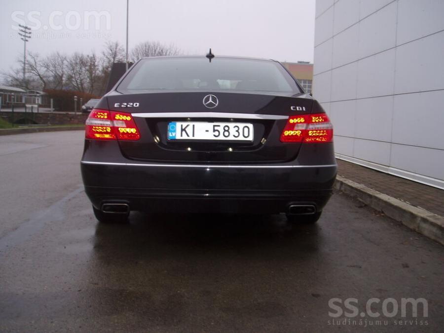Black Mercedes-Benz E 220 2011 in Riga, with an engine capacity of 2.20 L and mileage of 264 thousand km for 7900 €, photo 8 on AUTOMOTO.COM.LV