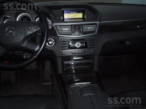 Black Mercedes-Benz E 220 2011 in Riga, with an engine capacity of 2.20 L and mileage of 264 thousand km for 7900 €, photo 12 on AUTOMOTO.COM.LV