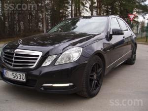 Melns Mercedes-Benz E 220 2011 Rīga, ar dzinēja tilpumu 2.20 L un nobraukumu 265 tūkst. km par 6900 €, foto 4 vietnē AUTOMOTO.COM.LV