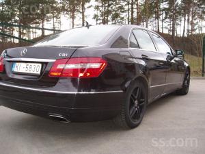 Melns Mercedes-Benz E 220 2011 Rīga, ar dzinēja tilpumu 2.20 L un nobraukumu 265 tūkst. km par 6900 €, foto 8 vietnē AUTOMOTO.COM.LV
